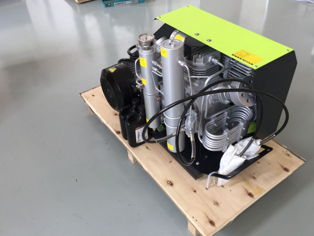 Helium Compressor CN-300l-E | Rc Blimps,Balloon Light,Film Balloon ...